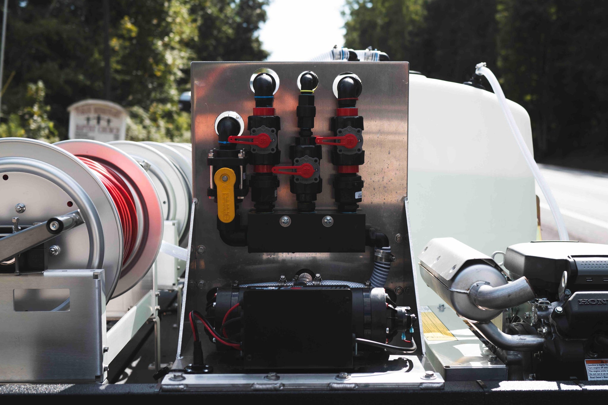 Southeast Softwash Mini-Tank Pressure Washing & Soft Wash Trailer Buil